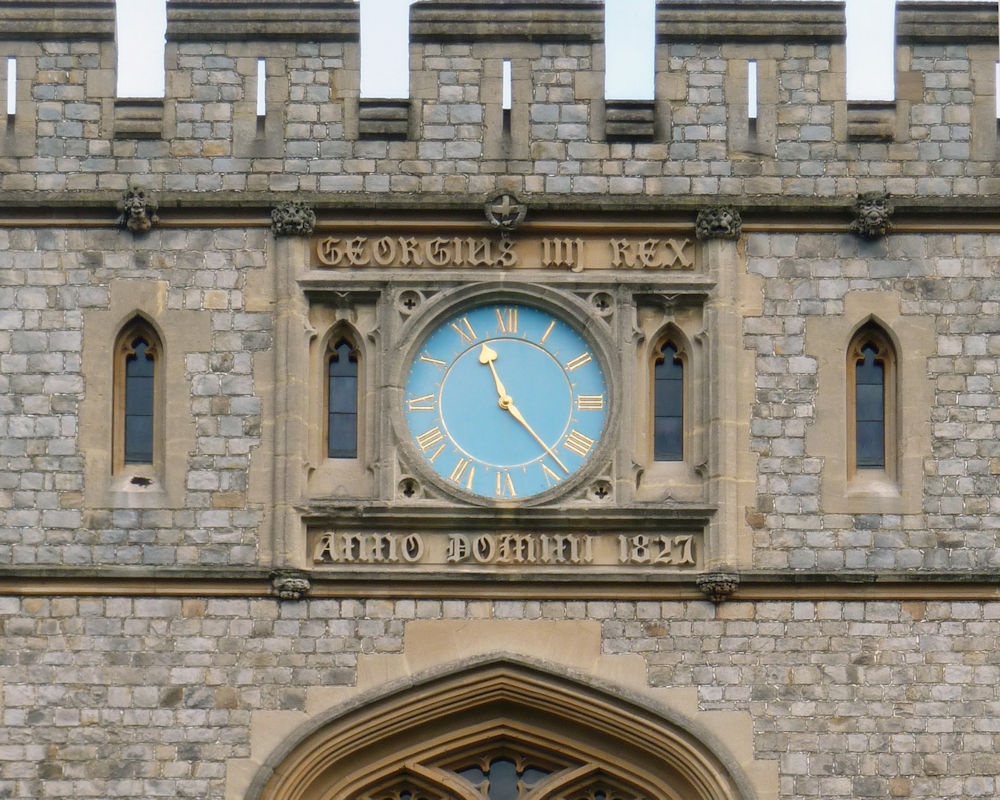 Changing the clocks at Windsor Castle - Visit Windsor