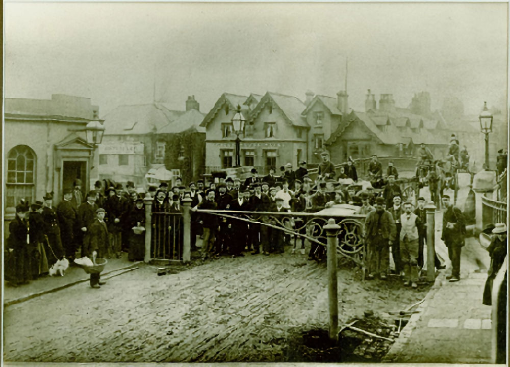 Celebrating 200 years of Windsor Bridge - Visit Windsor